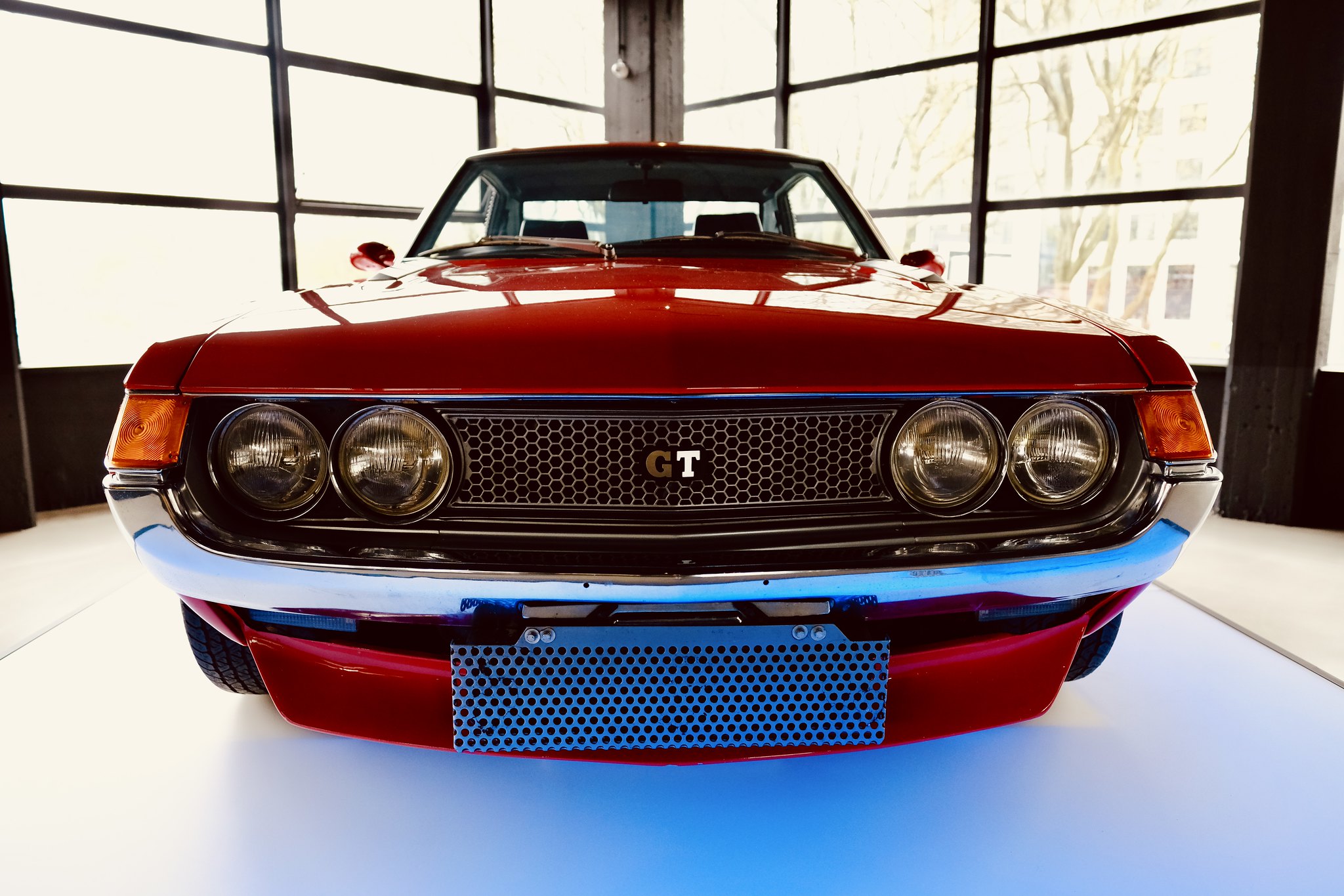 Ruhrpott Car Design in Dortmund & Hamm: Halle 77, BMWScene, PACE ...
