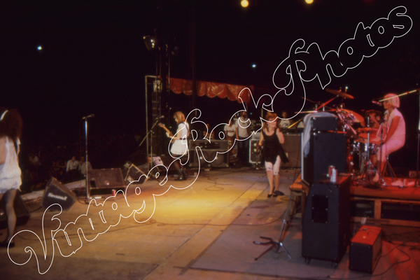 The MO-DETTES - Benvenuti su vintagerockposter!