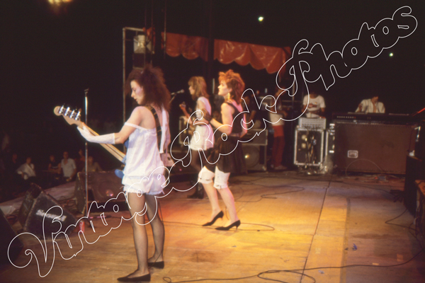 The MO-DETTES - Benvenuti su vintagerockposter!