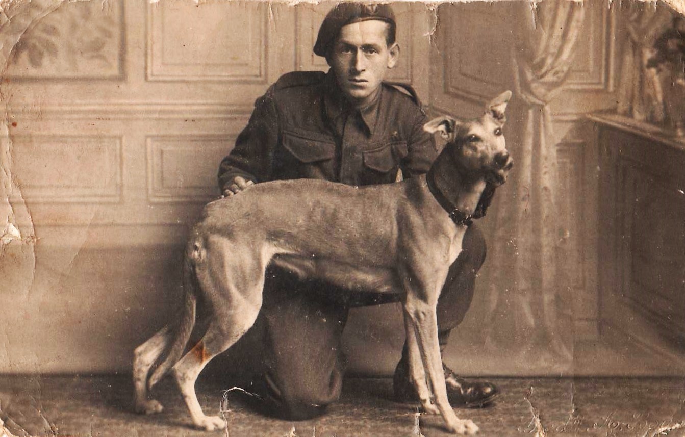 LE FLOCH Maurice (1918-1989) FNFL Marine de Guerre Avisos Chevreuil ...