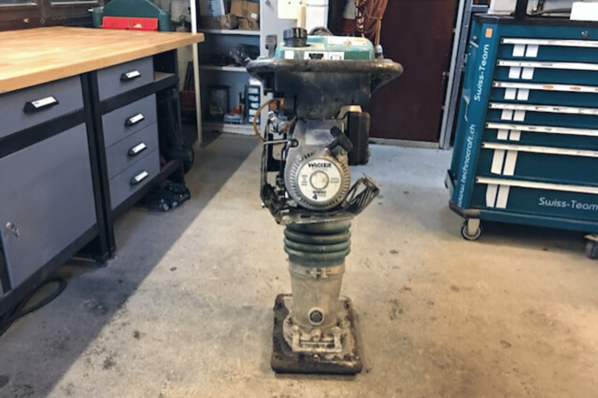 Stampfer mieten | Wacker Neuson BD 60 4 AS - Jetzt kontaktieren