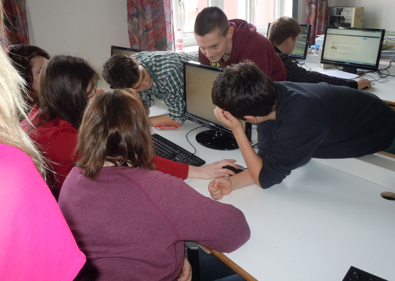 TAG DER OFFENEN TÜR FÜR VS-SCHÜLER - Internetseite der Neuen ...