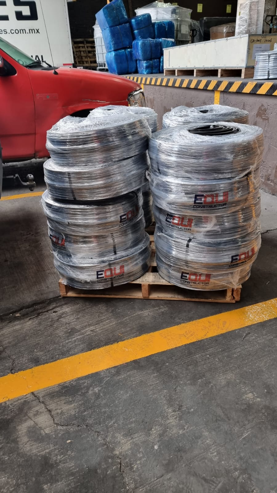 LA IMPORTANCIA DE LAS BANDAS OJILLADA DE PVC - Equiconstructor ...