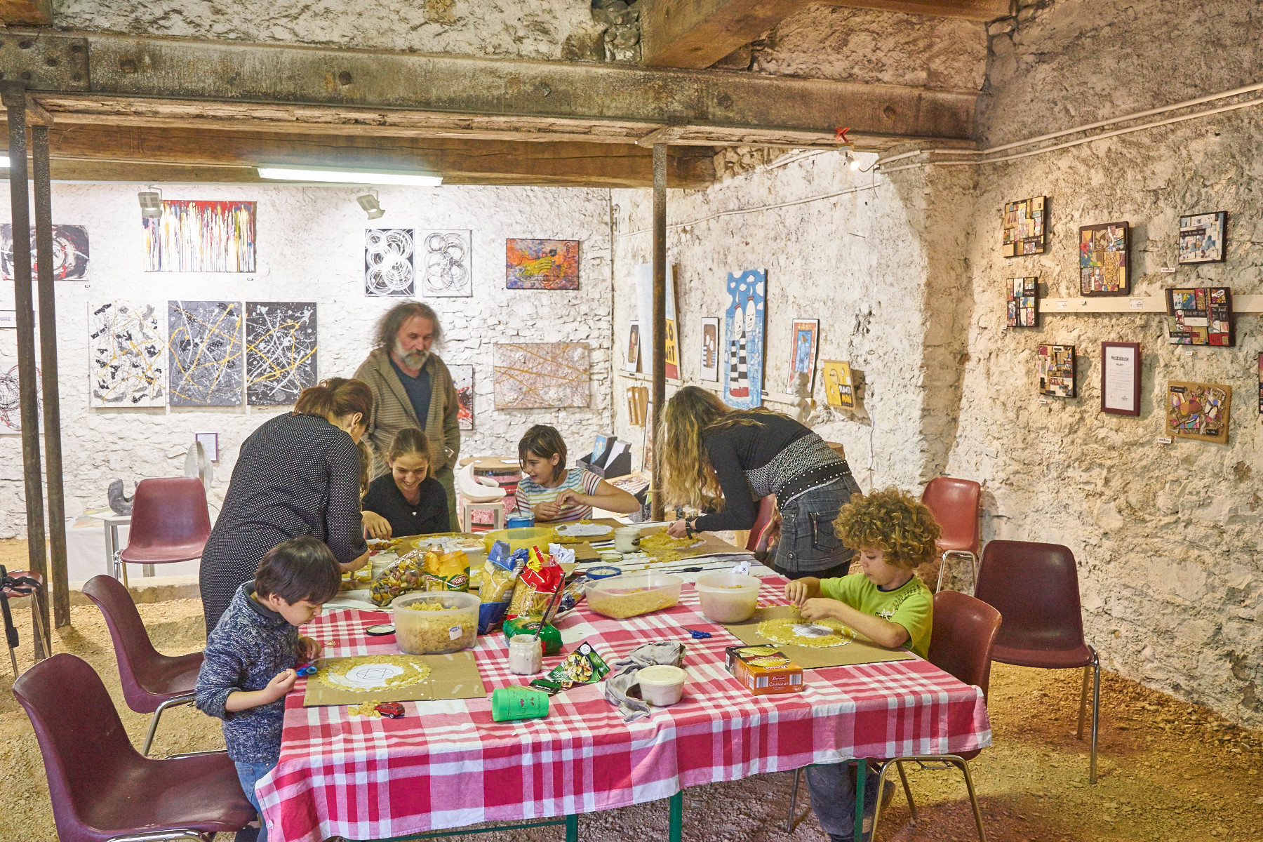 LAUR'ART...... présente aussi: - Laur'art maquillage animation