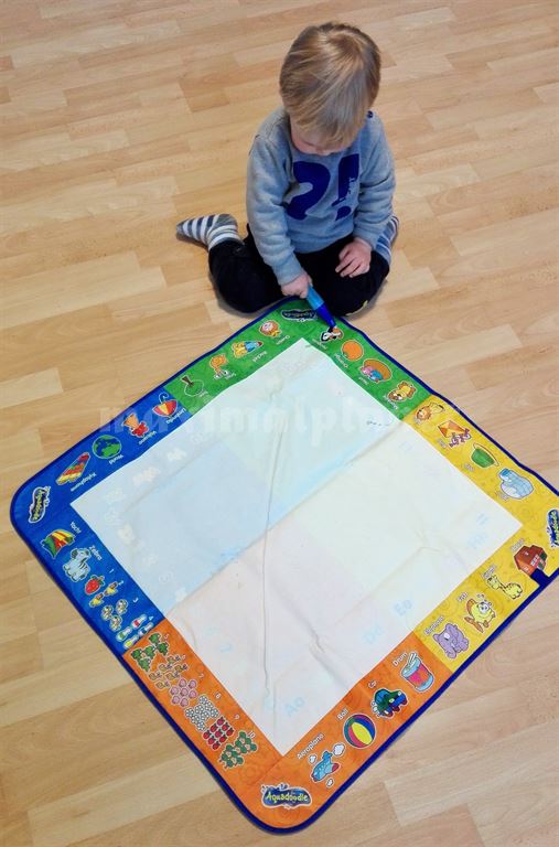 Die Aqua Doodle Malmatte im Alltags Test - Der Maximale Blog