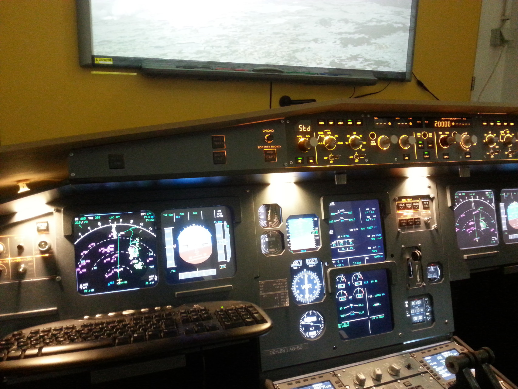 A320: Homecockpit: Fixed Base Simulator - Airbus A320 Cockpit