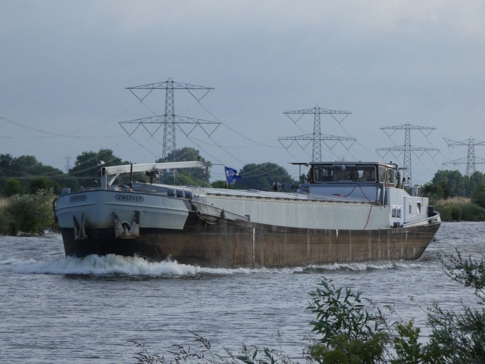 Motorvrachtschip Zwerver - Binnenvaart Fotografie - Foto en Video van ...
