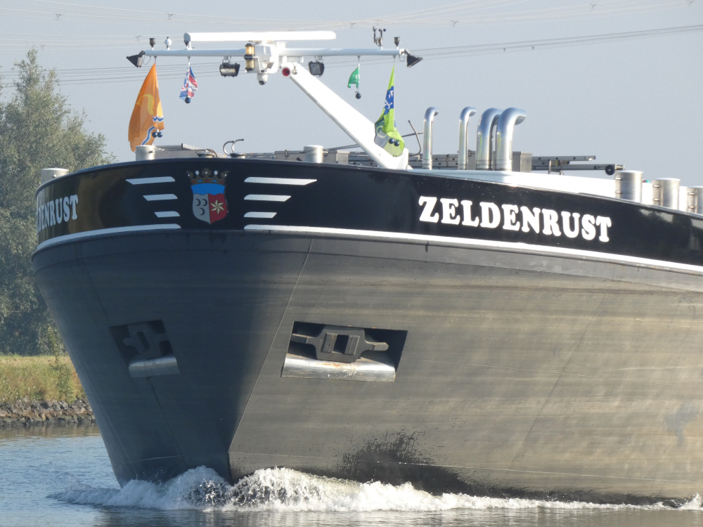 Motorvrachtschip Zeldenrust - Binnenvaart Fotografie - Foto en Video ...