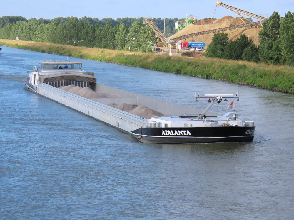 Motorvrachtschip Atalanta - Binnenvaartspotter.nl