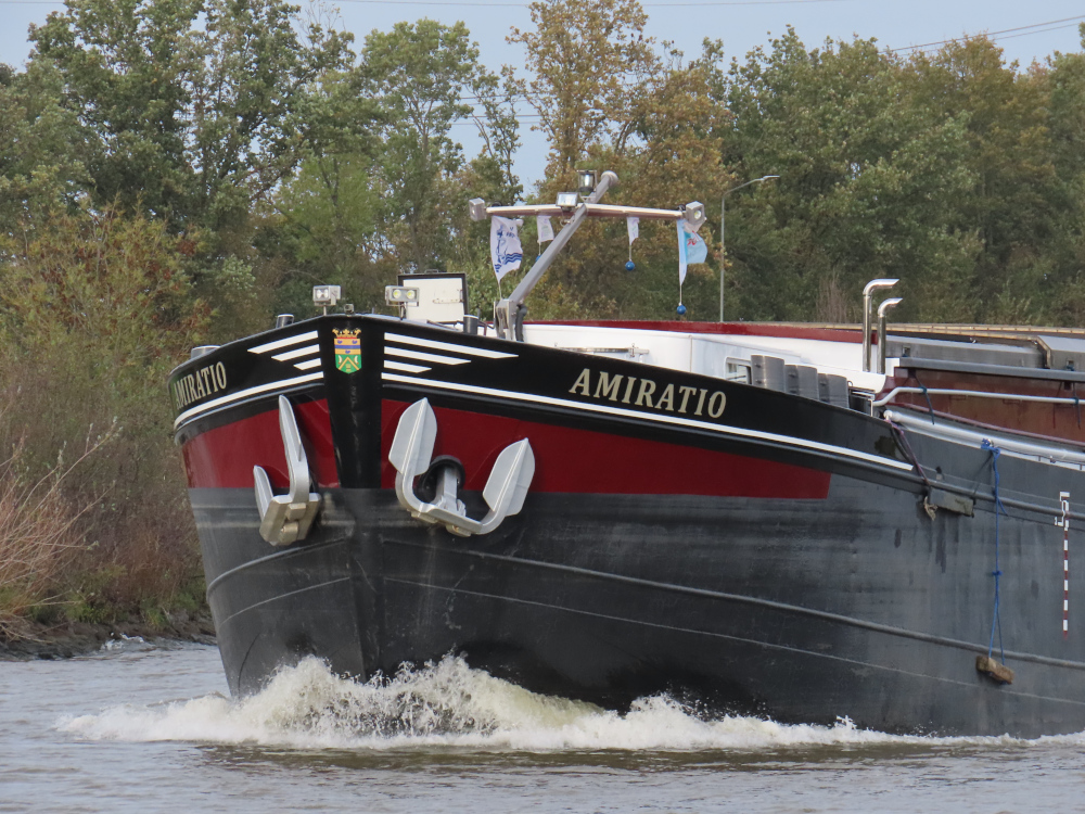Motorvrachtschip Amiratio - Binnenvaart Fotografie - Foto en Video van ...