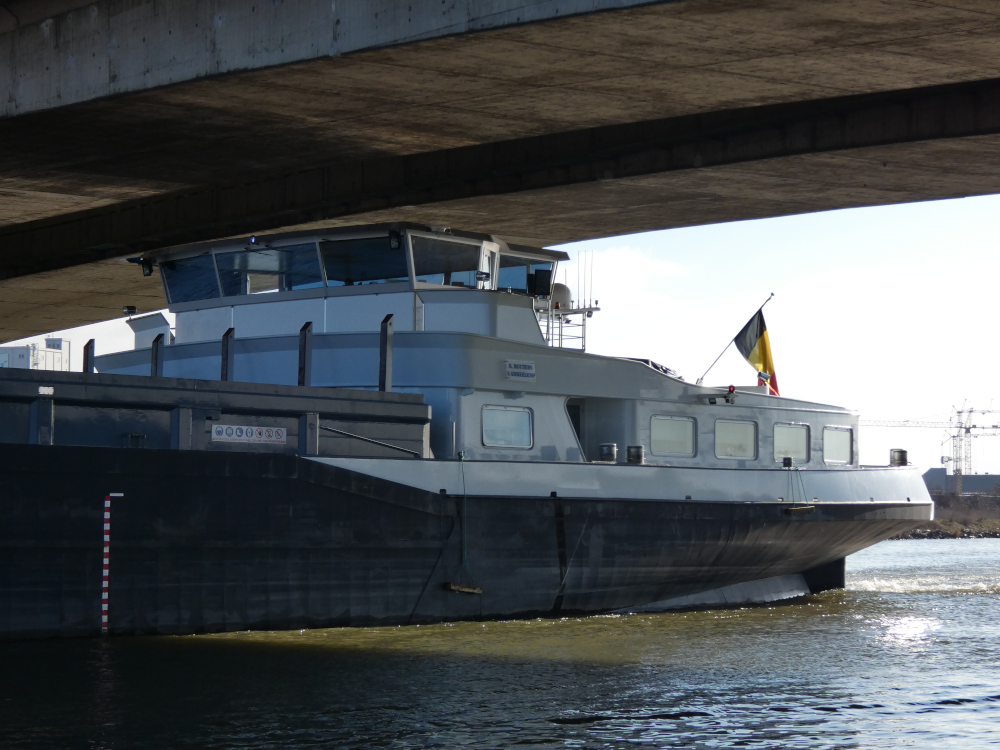 Motorcontainerschip Aragon - Binnenvaartspotter.nl