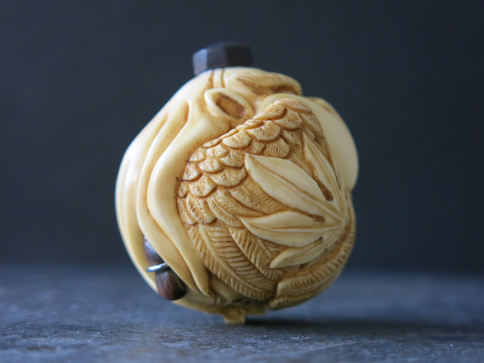Netsuke Gallery - Fumio Noguchi Carving