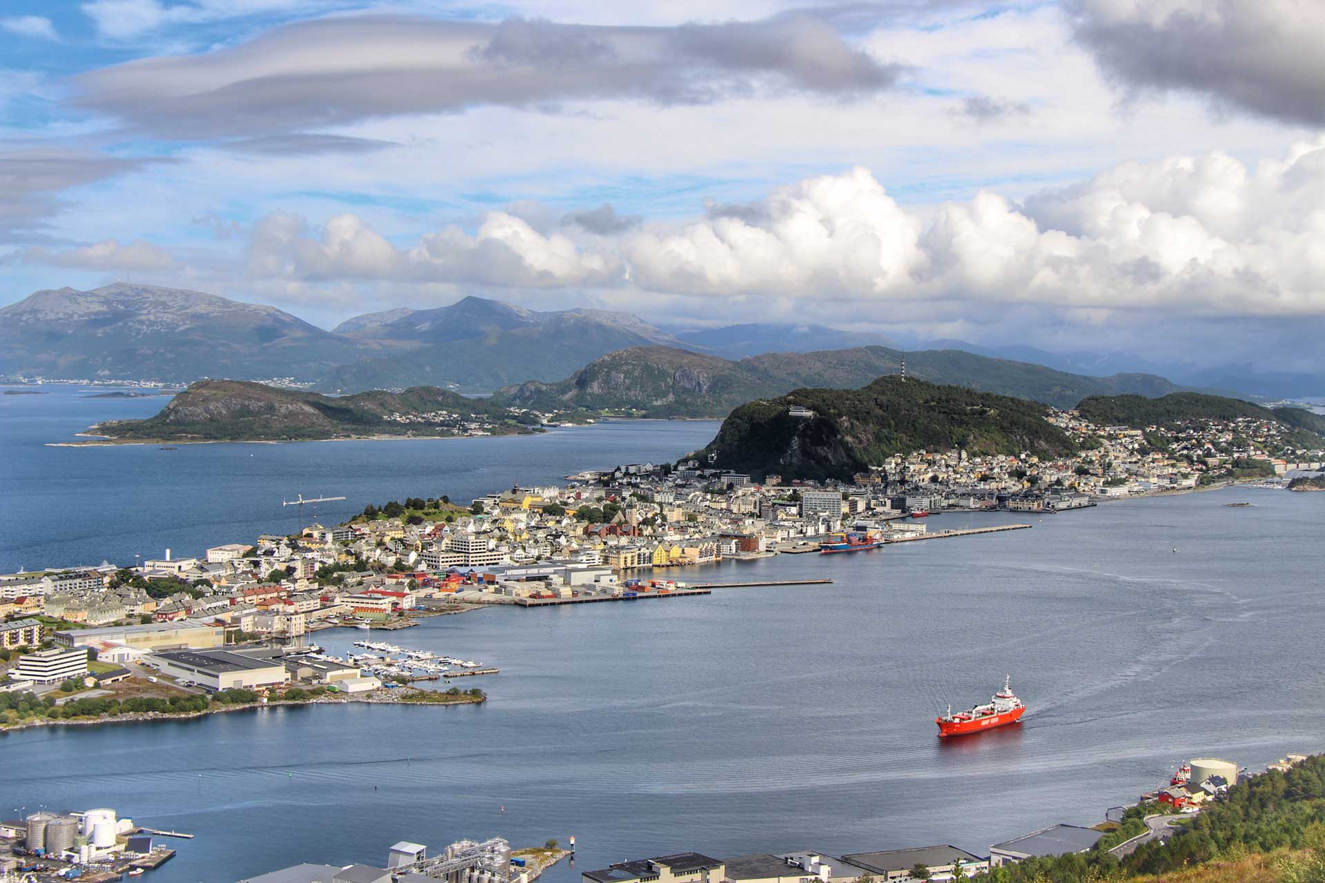 Top 5 things to do with kids in Alesund, Norway - Inspiration & Advice ...