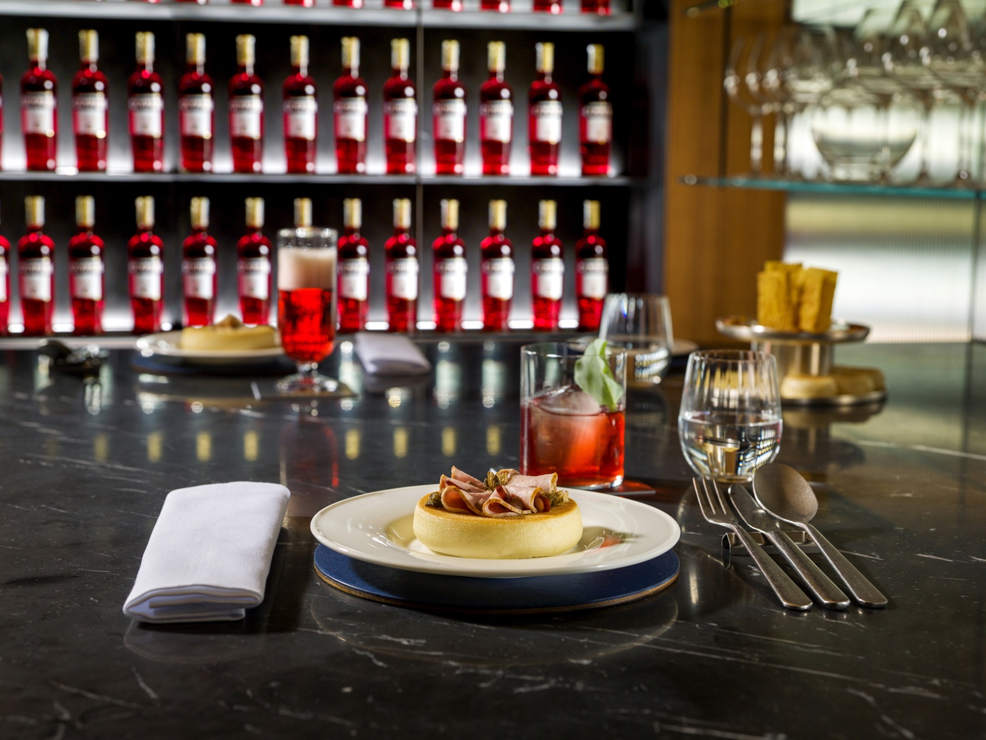 Italian Red Decor unveiled - amalfistyle