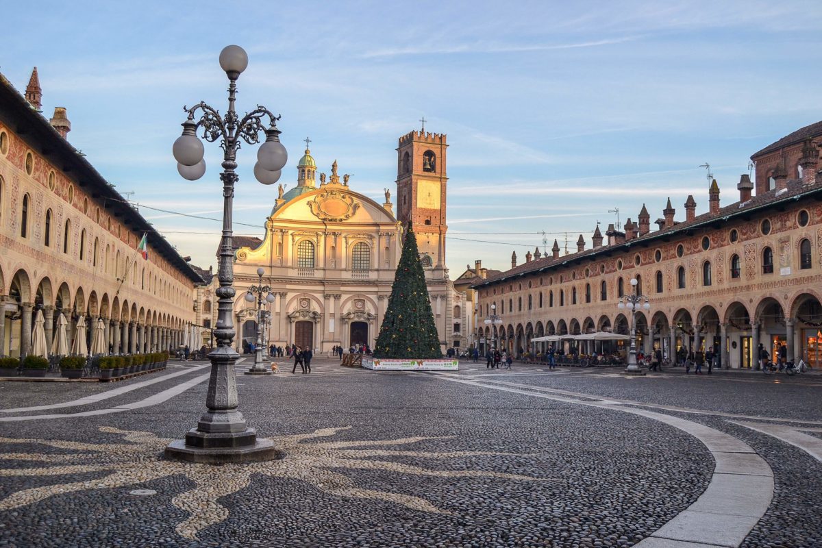 If you are an Italian Shoes Fan you have to visit Vigevano Italy's Shoe ...