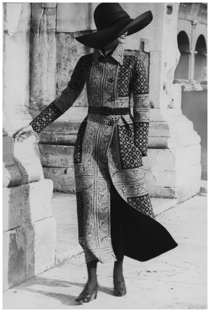 Azzurro style - Italian Fashion of the 70s - amalfistyle