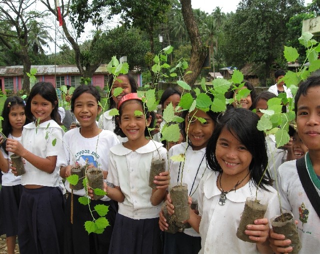 【Philippines】Paper Charcoal Making - OISCA CFP