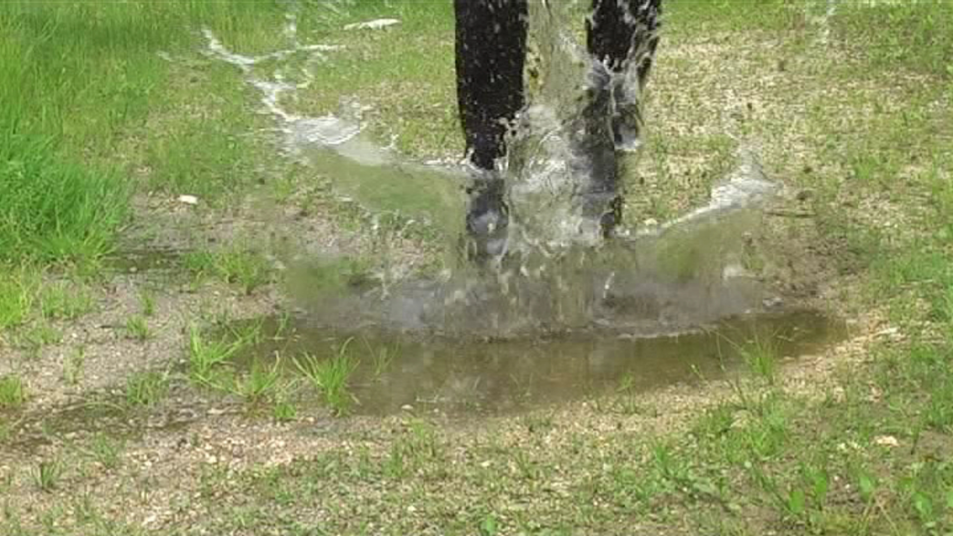 HOW TO CLEAN A PUDDLE - ROLAND WEGERER