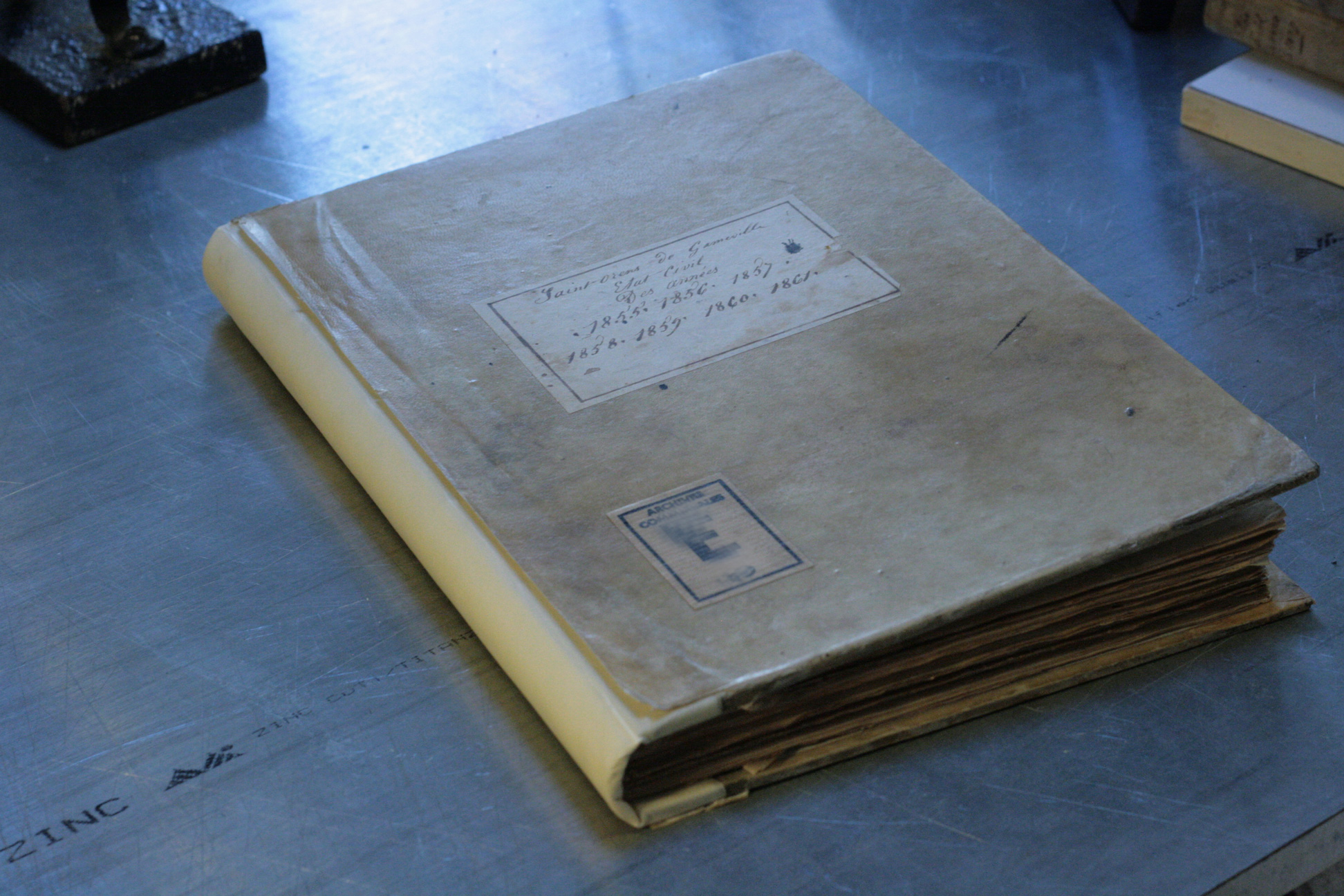 la restauration - Atelier Graphomane reliure et restauration