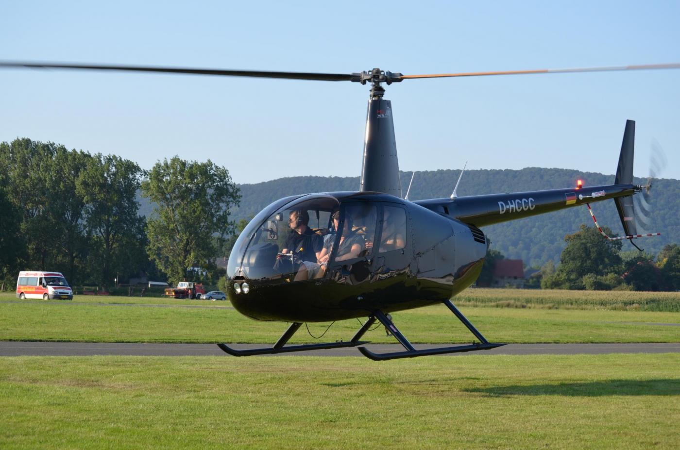 SKY HELI GmbH - Hubschrauber Unternehmen und Flugschule - SKY HELI GmbH ...