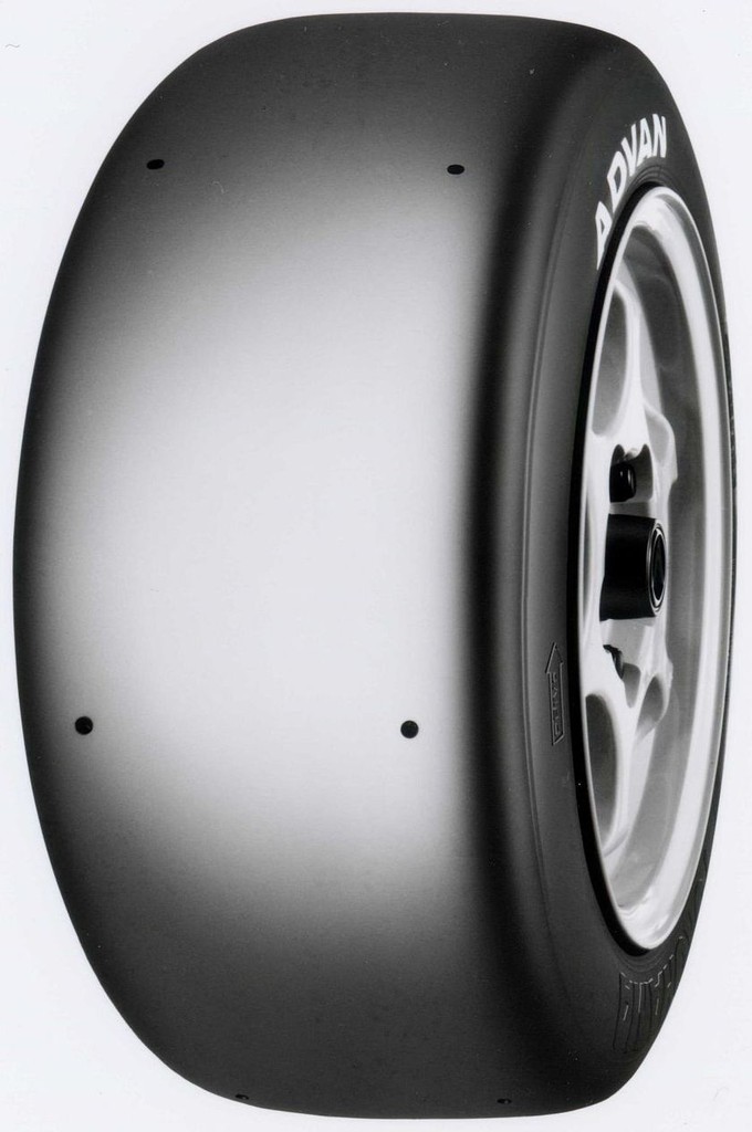 ADVAN A005 - Tu especialista en accesorios