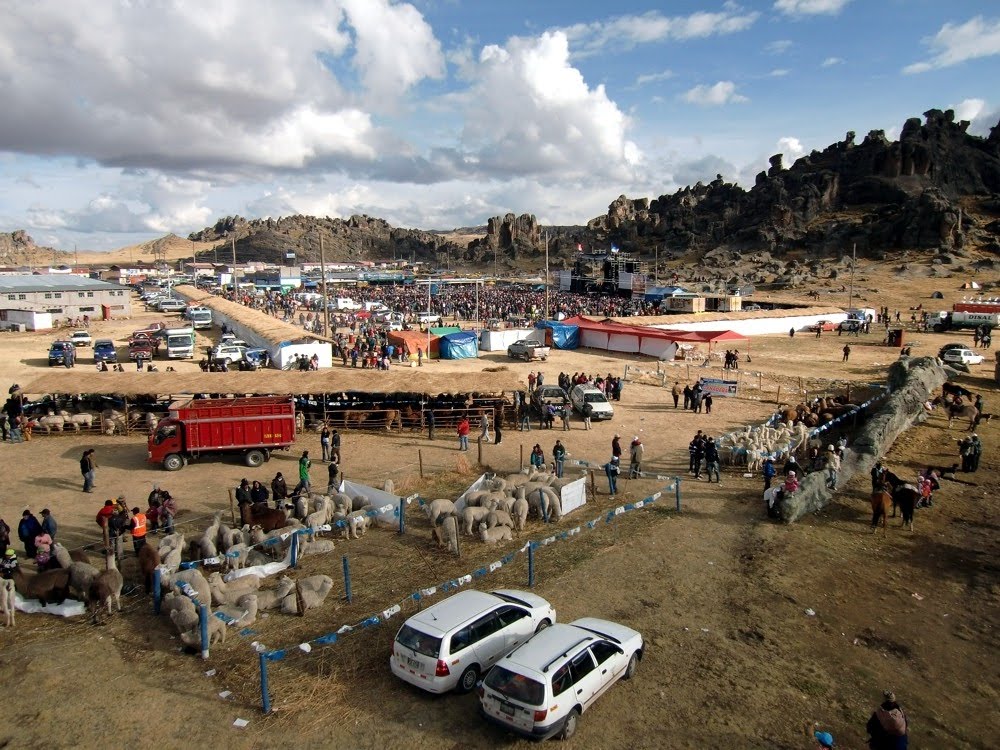 Bienvenidos a la Oroya - Fiestas y Costumbres
