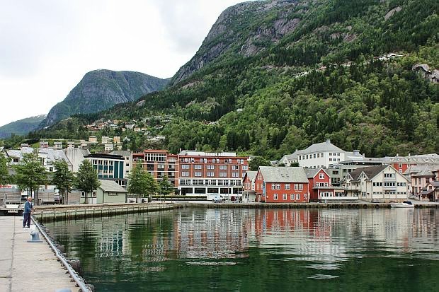 Odda eine Stadt zwischen Tourismus und Industrie - Odda und das Tal der ...