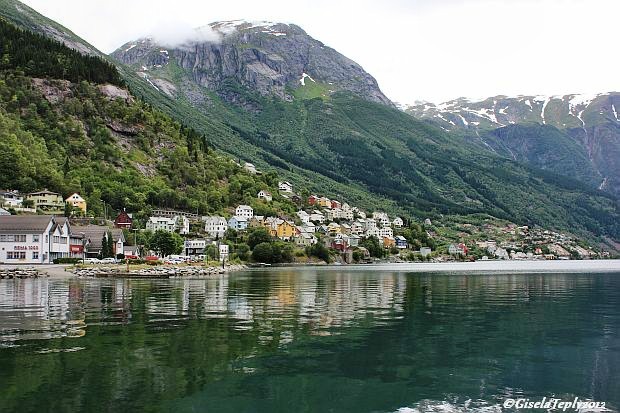 Odda eine Stadt zwischen Tourismus und Industrie - Odda und das Tal der ...
