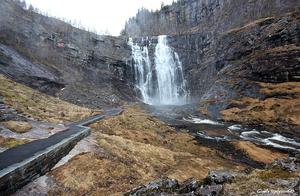 Skjervsfossen /Granvin - Odda und das Tal der Wasserfälle