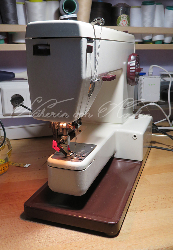 Pfaff synchromatic 1215 - naeherin-von-avalons Webseite!