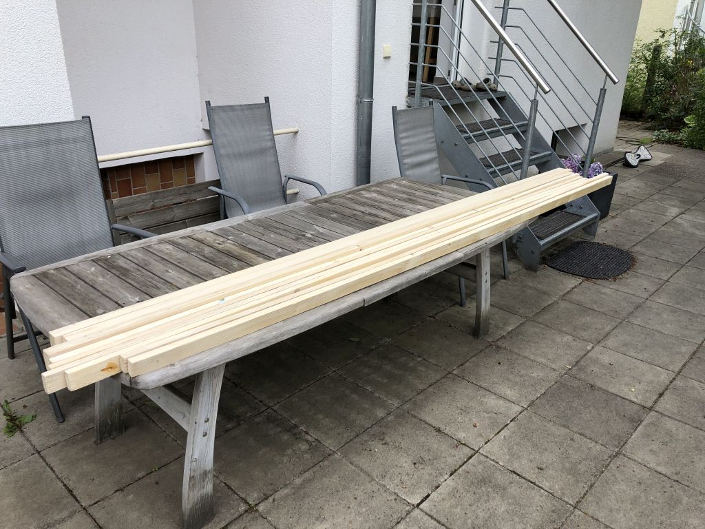 Hive Racks. - Heilbronner Gartenhonig