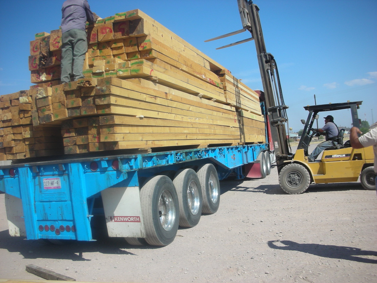 Embarques - Página web de distribuidorayproductosdemaderas