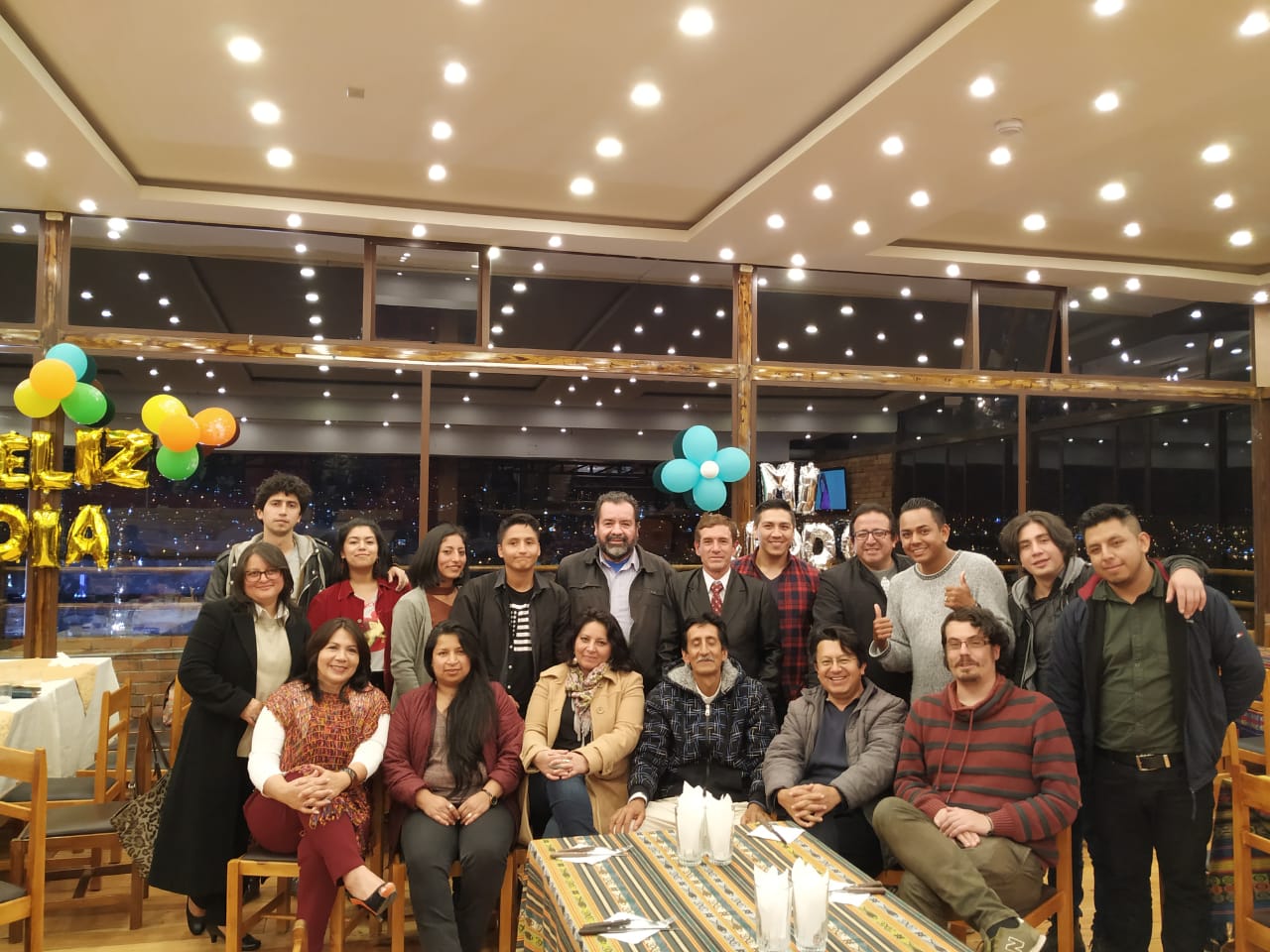 Grupo docente de la Carrera de Artes Plásticas. - Página de la Carrera