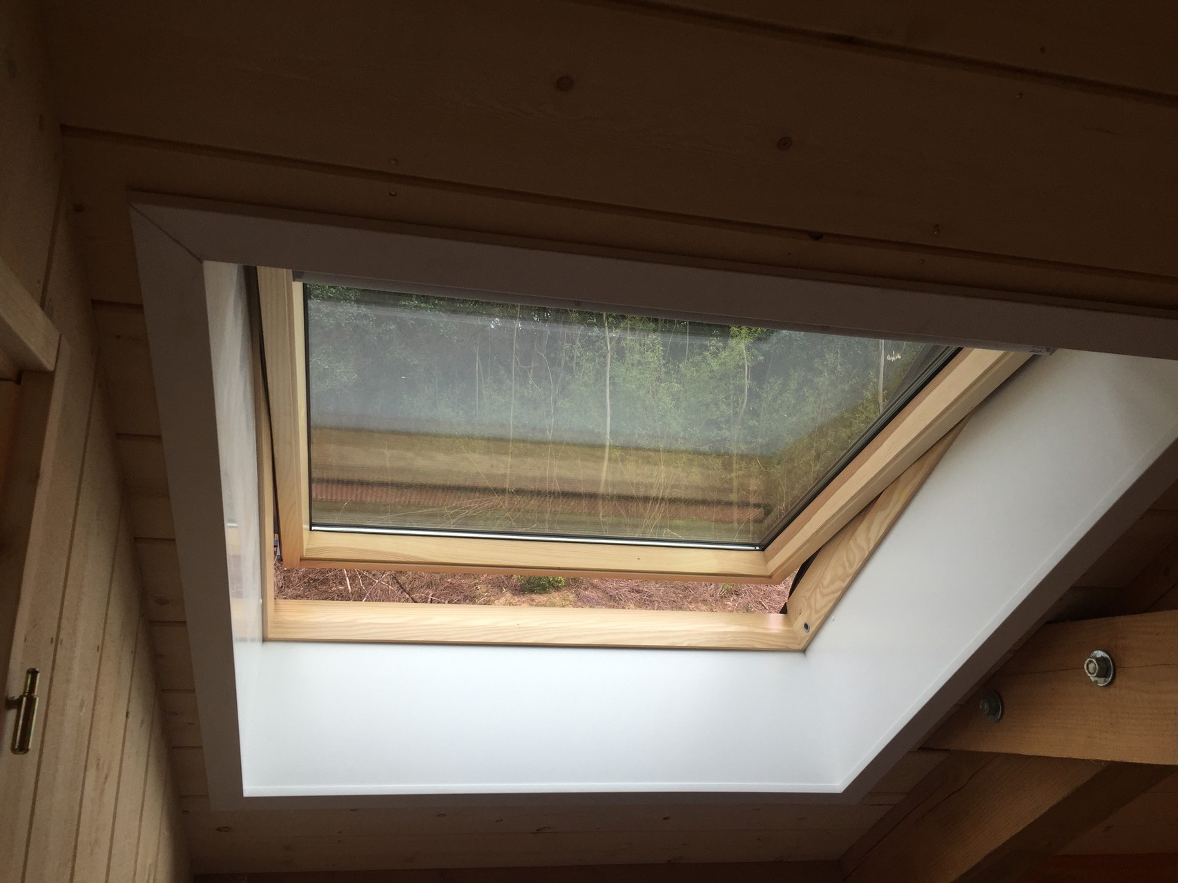 RÉALISATION ENTOURAGE INTÉRIEUR VELUX LSB BORDEAUX - Toitures 33 ...