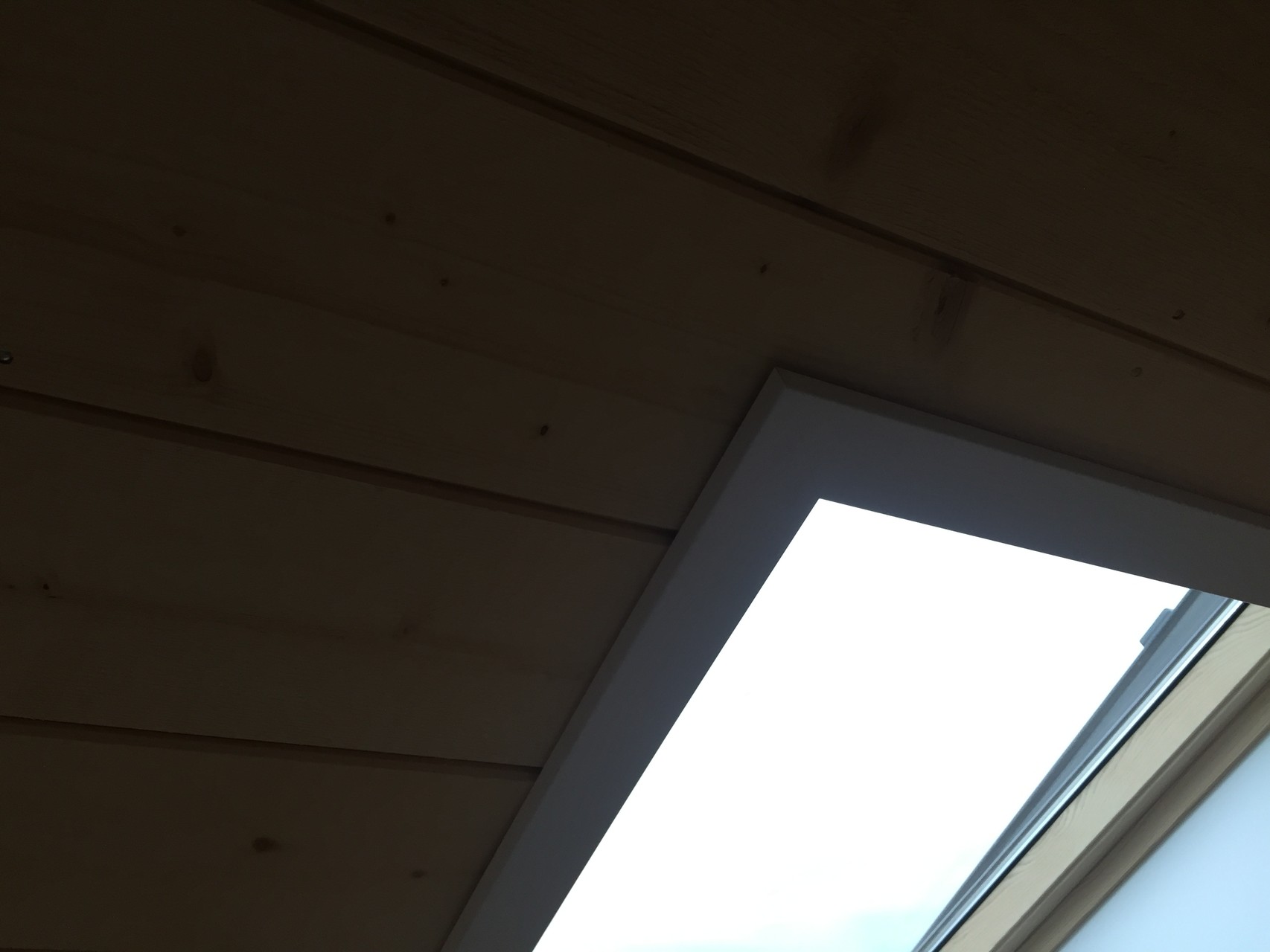 RÉALISATION ENTOURAGE INTÉRIEUR VELUX LSB BORDEAUX - Toitures 33 ...