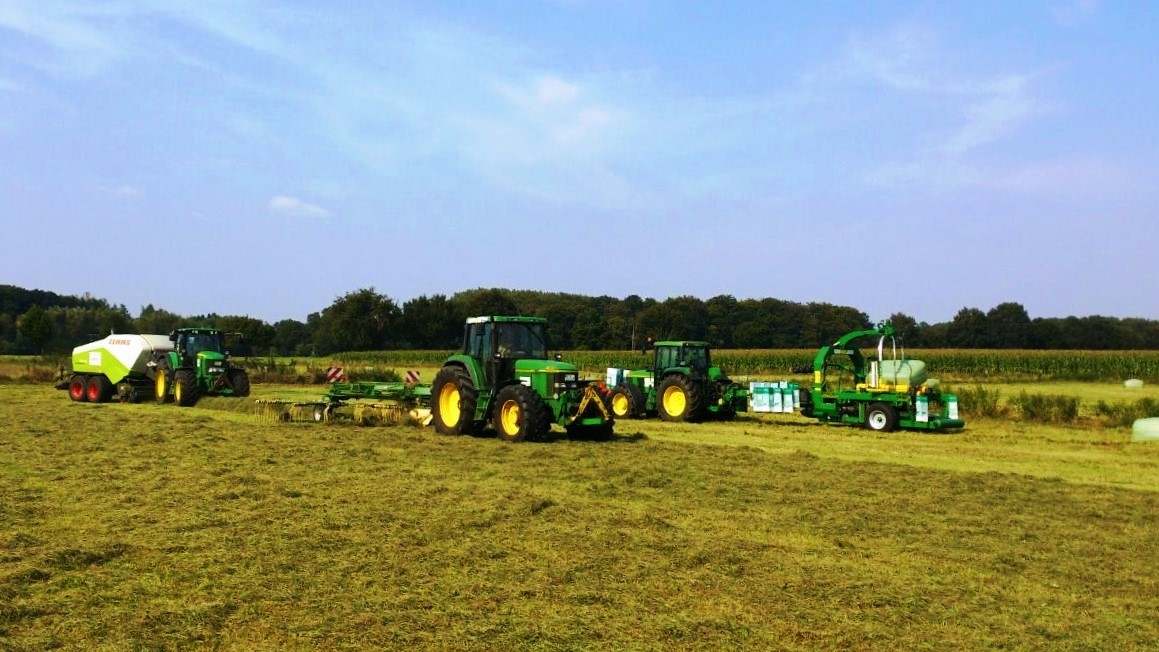 Grassilage - Lohnunternehmen Kleinewietfeld