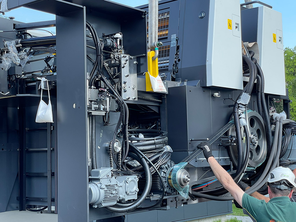 Neue Offsetdruckmaschine KOMORI LITHRONE G29 - Satzdruck