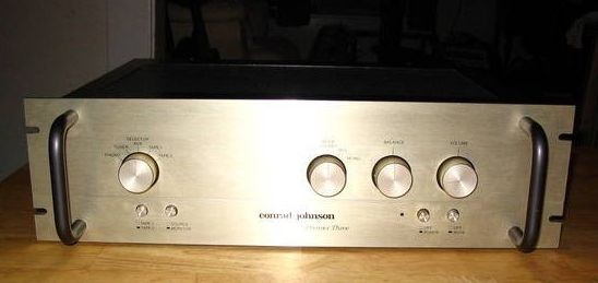Pré-amplificateur Conrad Johnson Premier Three - hifireps jimdo page!
