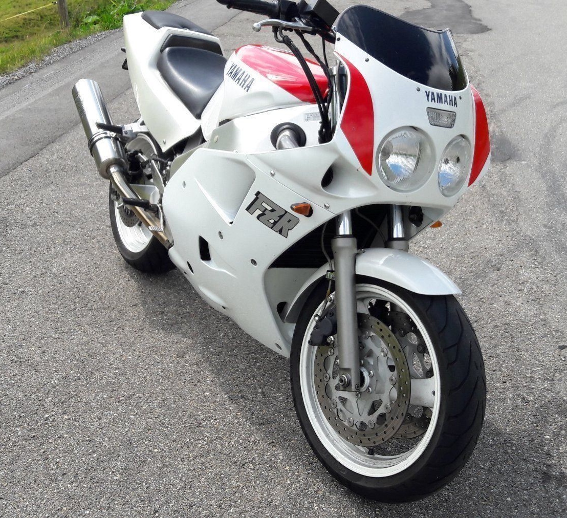 Yamaha Fzr 1000 3le