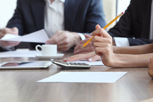 Professional business setting. - 1558426422s Webseite!