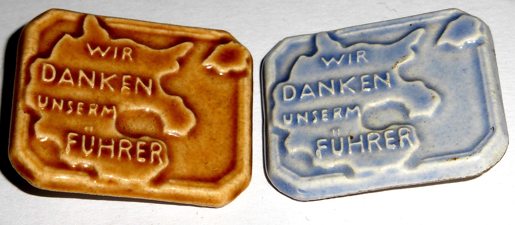 4680 insigne WIR DANKEN UNSERM FUHRER ww2 - Militaria