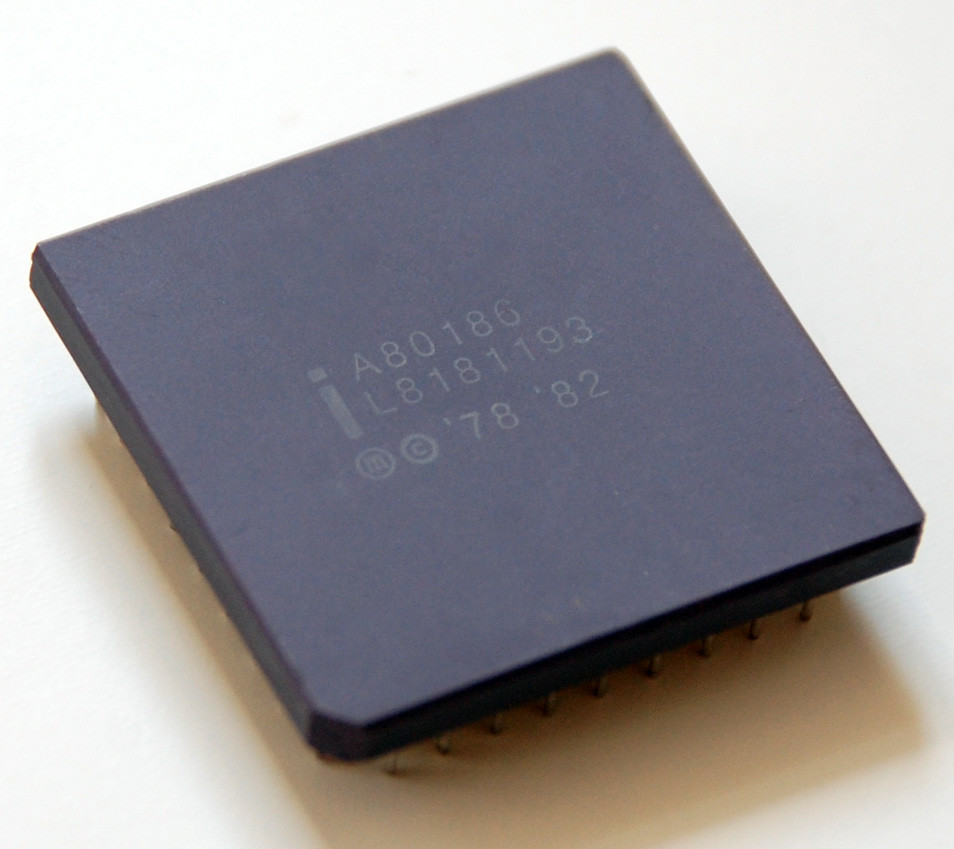 The 80186 & 80188 - CPU MUSEUM - MUSEUM OF MICROPROCESSORS & DIE ... The 80186 & 80188 - CPU MUSEUM - MUSEUM OF MICROPROCESSORS & DIE ...