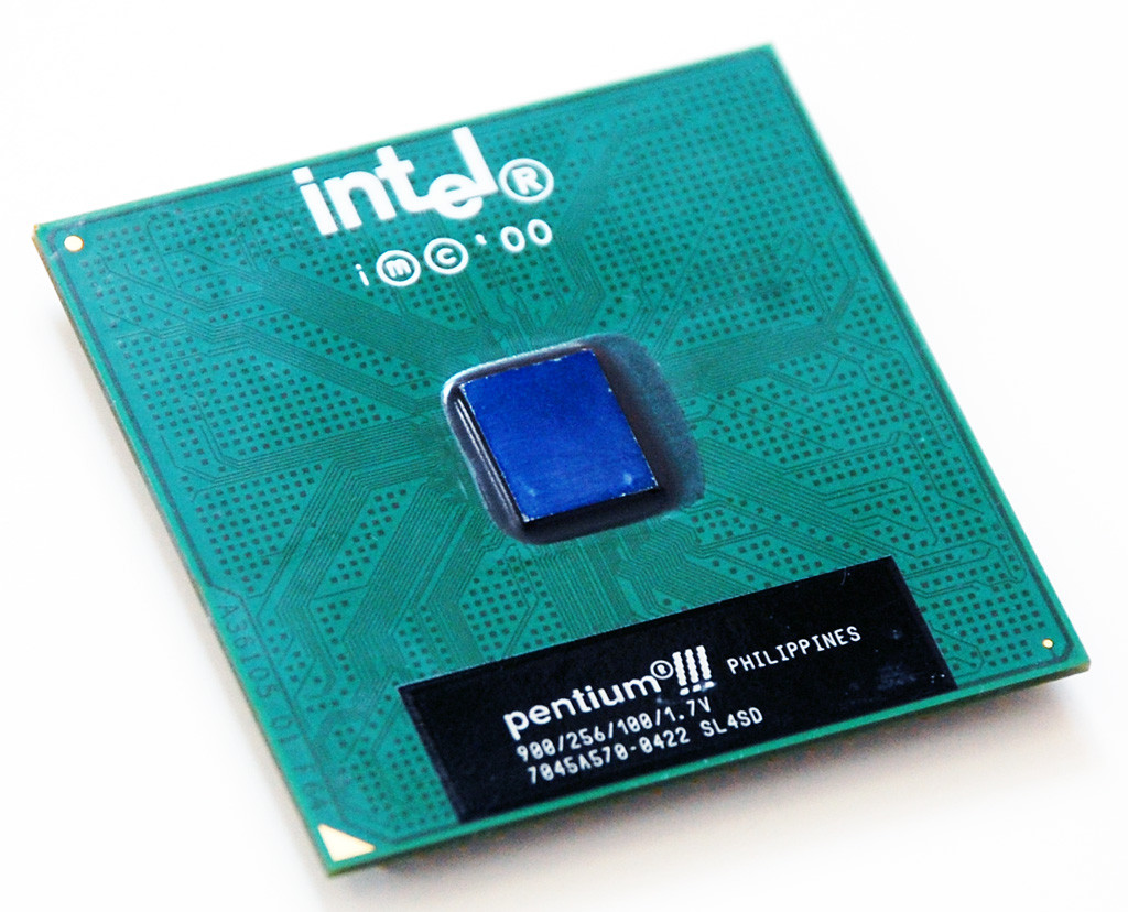Intel Pentium III - CPU MUSEUM - MUSEUM OF MICROPROCESSORS & DIE ...