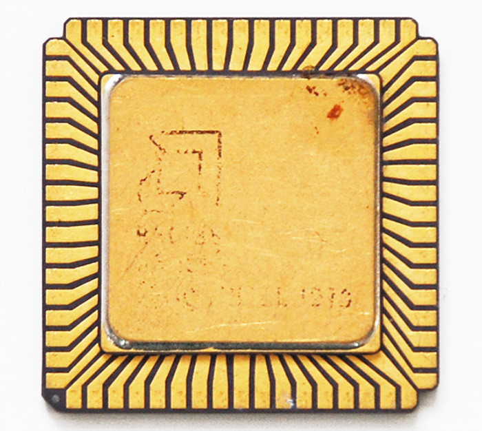 The 80186 & 80188 - CPU MUSEUM - MUSEUM OF MICROPROCESSORS & DIE PHOTOGRAPHY