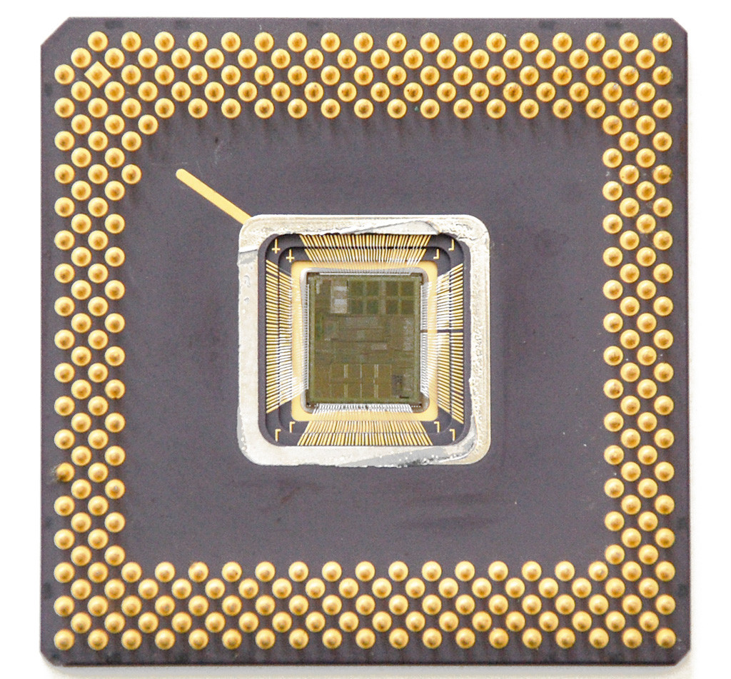 IDT WinChip C6 - CPU MUSEUM - MUSEUM OF MICROPROCESSORS & DIE PHOTOGRAPHY