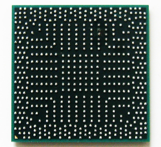 Intel Atom - CPU MUSEUM - MUSEUM OF MICROPROCESSORS & DIE PHOTOGRAPHY