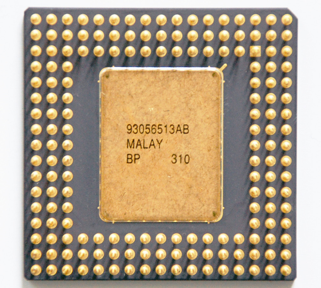 Intel 80486 - CPU MUSEUM - MUSEUM OF MICROPROCESSORS & DIE PHOTOGRAPHY