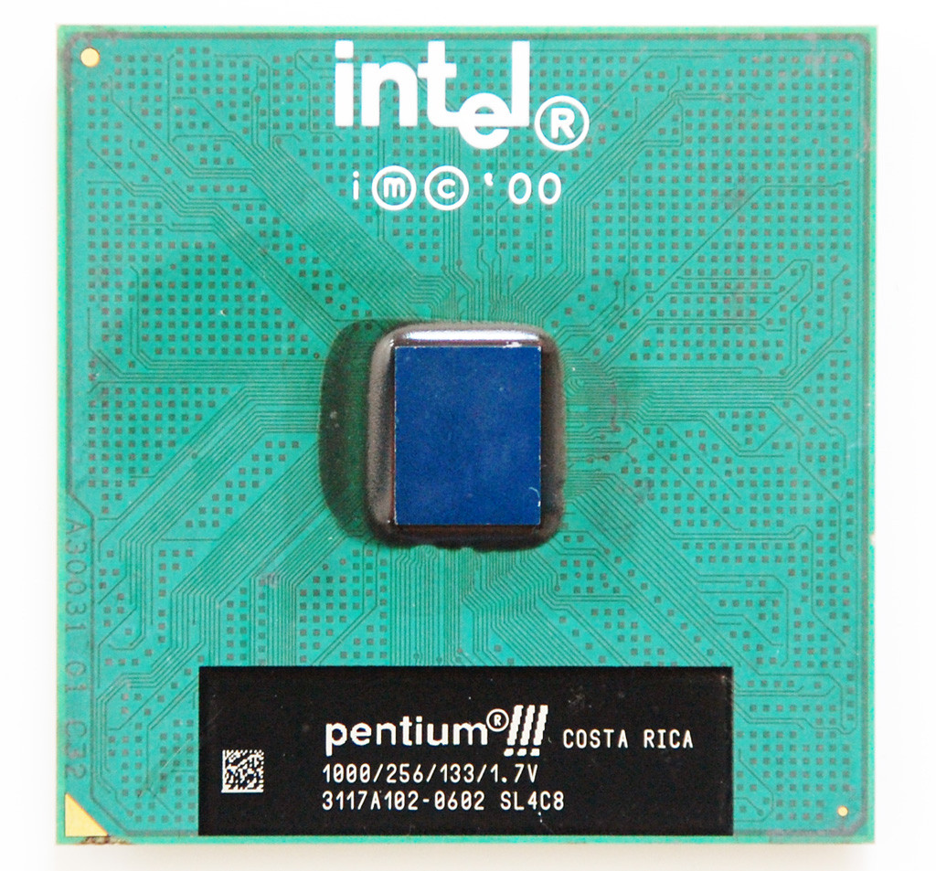 Intel Pentium III - CPU MUSEUM - MUSEUM OF MICROPROCESSORS & DIE ...