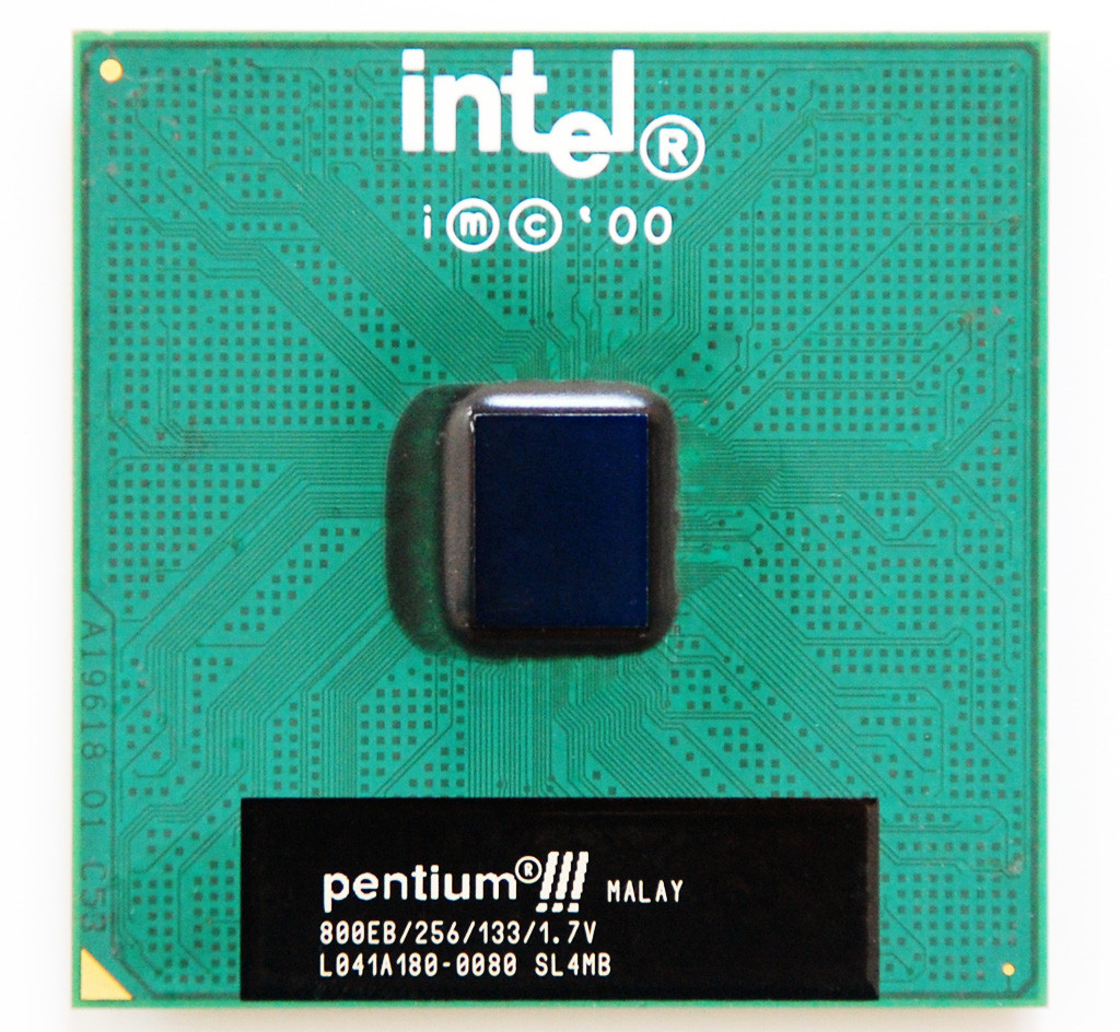 Intel Pentium III - CPU MUSEUM - MUSEUM OF MICROPROCESSORS & DIE ...