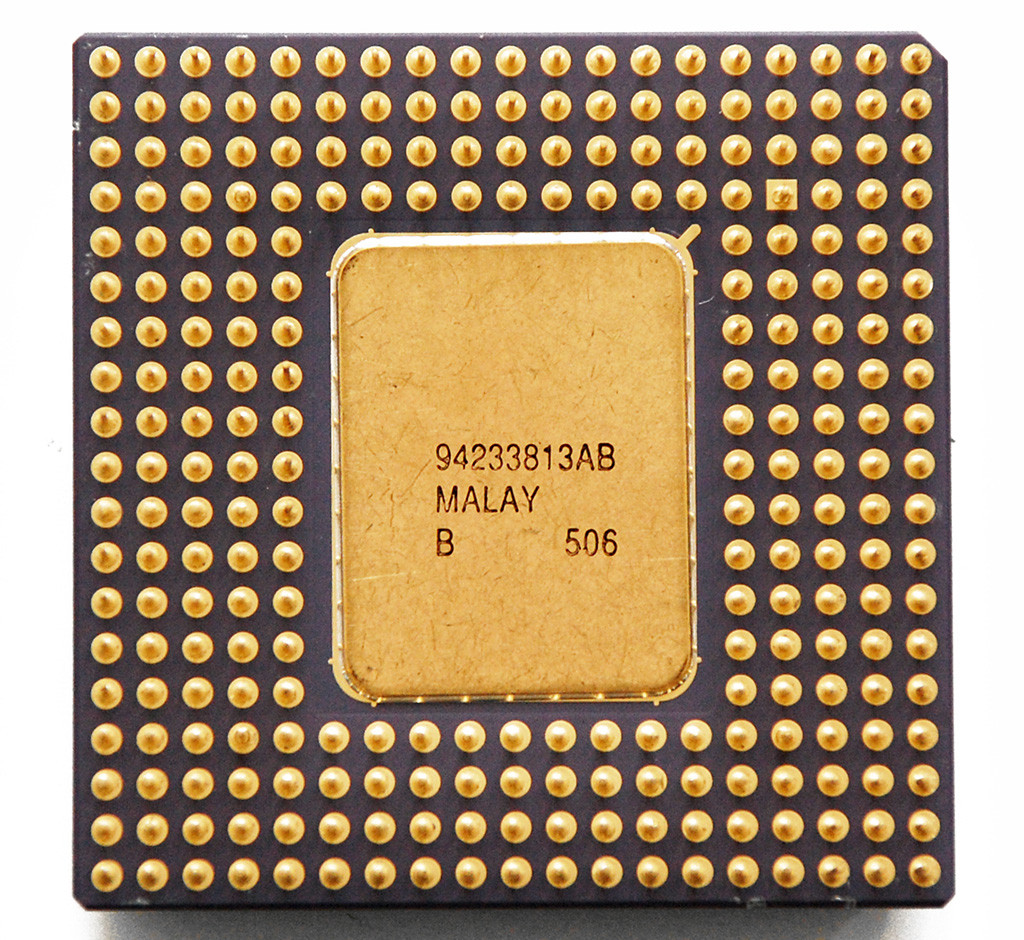 Intel 80860 - CPU MUSEUM - MUSEUM OF MICROPROCESSORS & DIE PHOTOGRAPHY